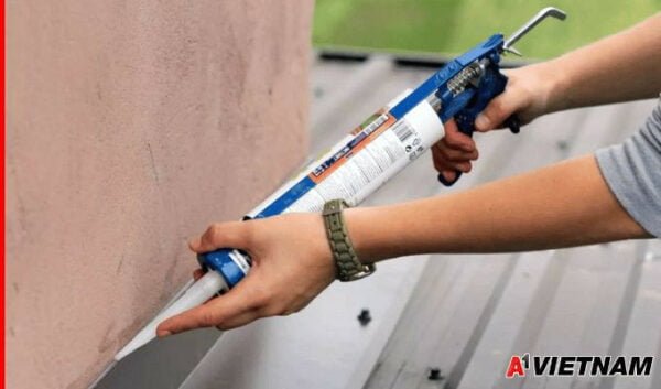 Cách Chống Thấm Mái Tôn Giáp Tường Triệt Để 100%